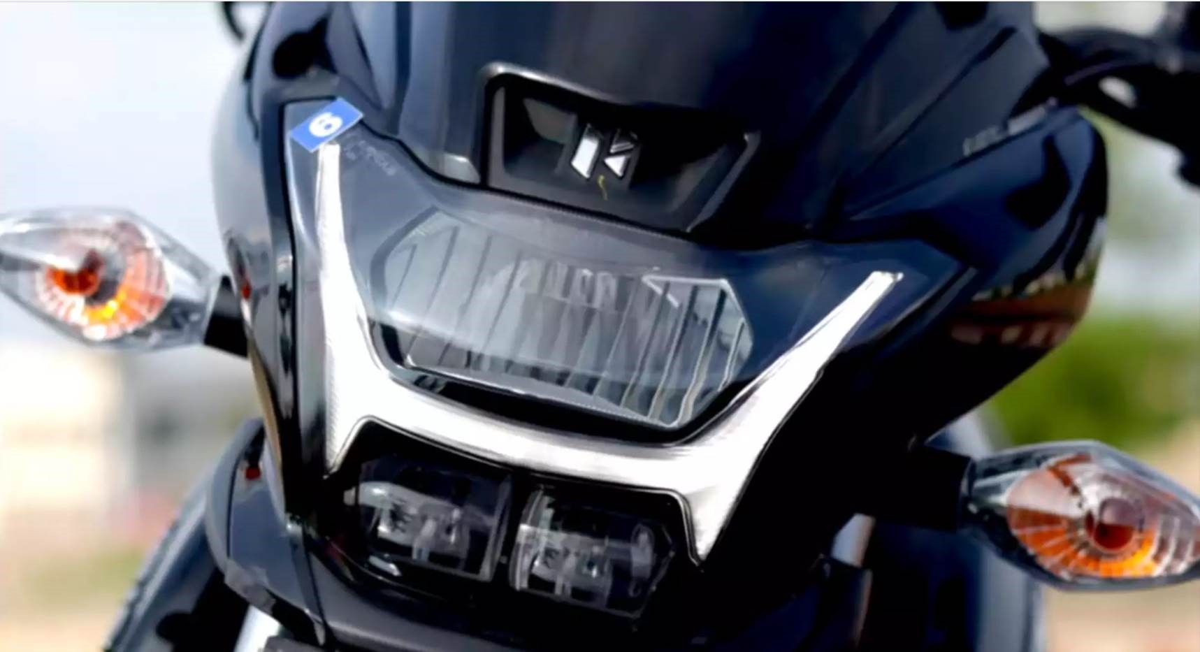 HERO MOTORCORP has presented the PASSION XTEC motorcycle with a headlight developed by Light ...